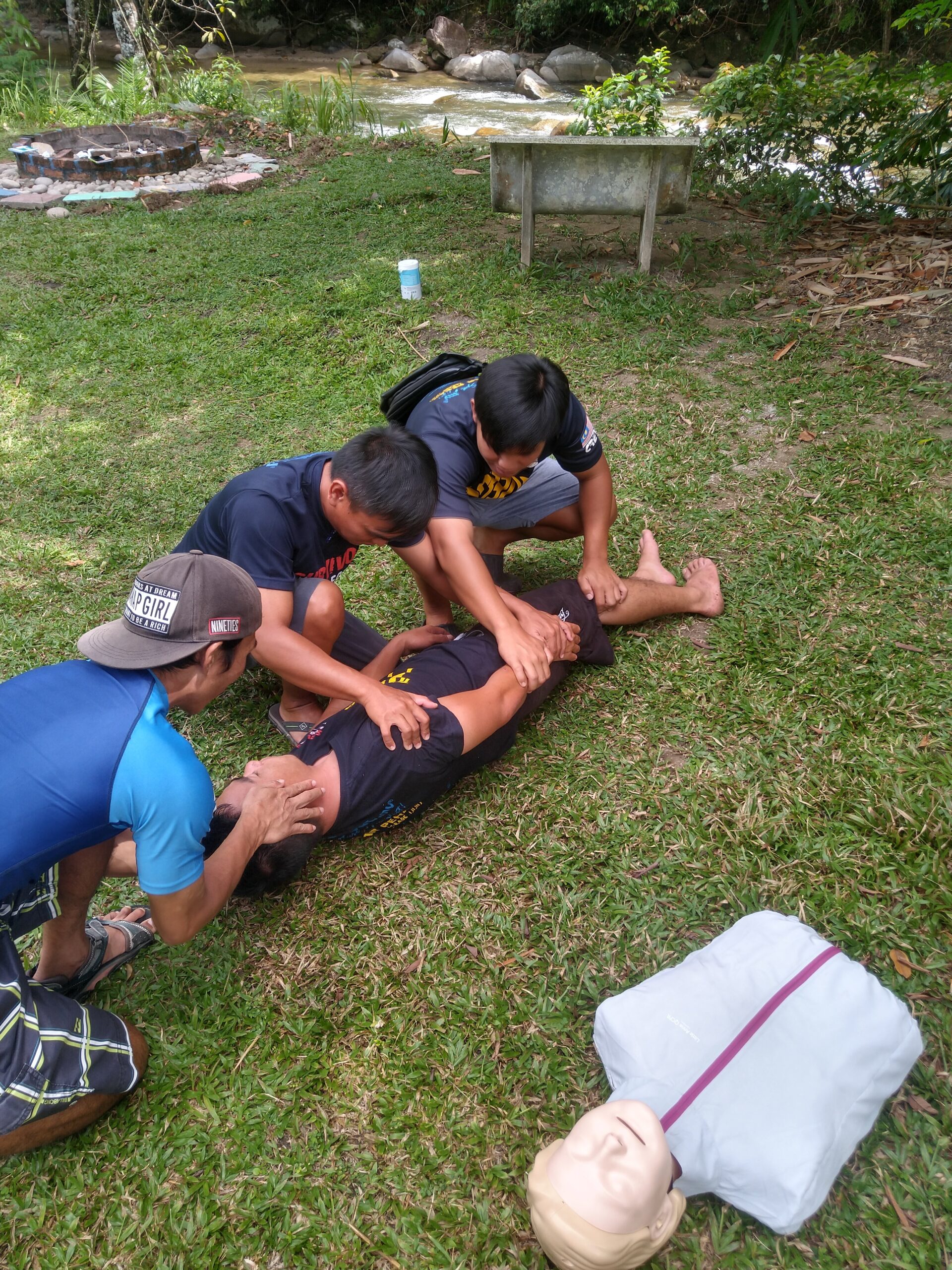 Emergency Outdoor First Aid - The Training Centre